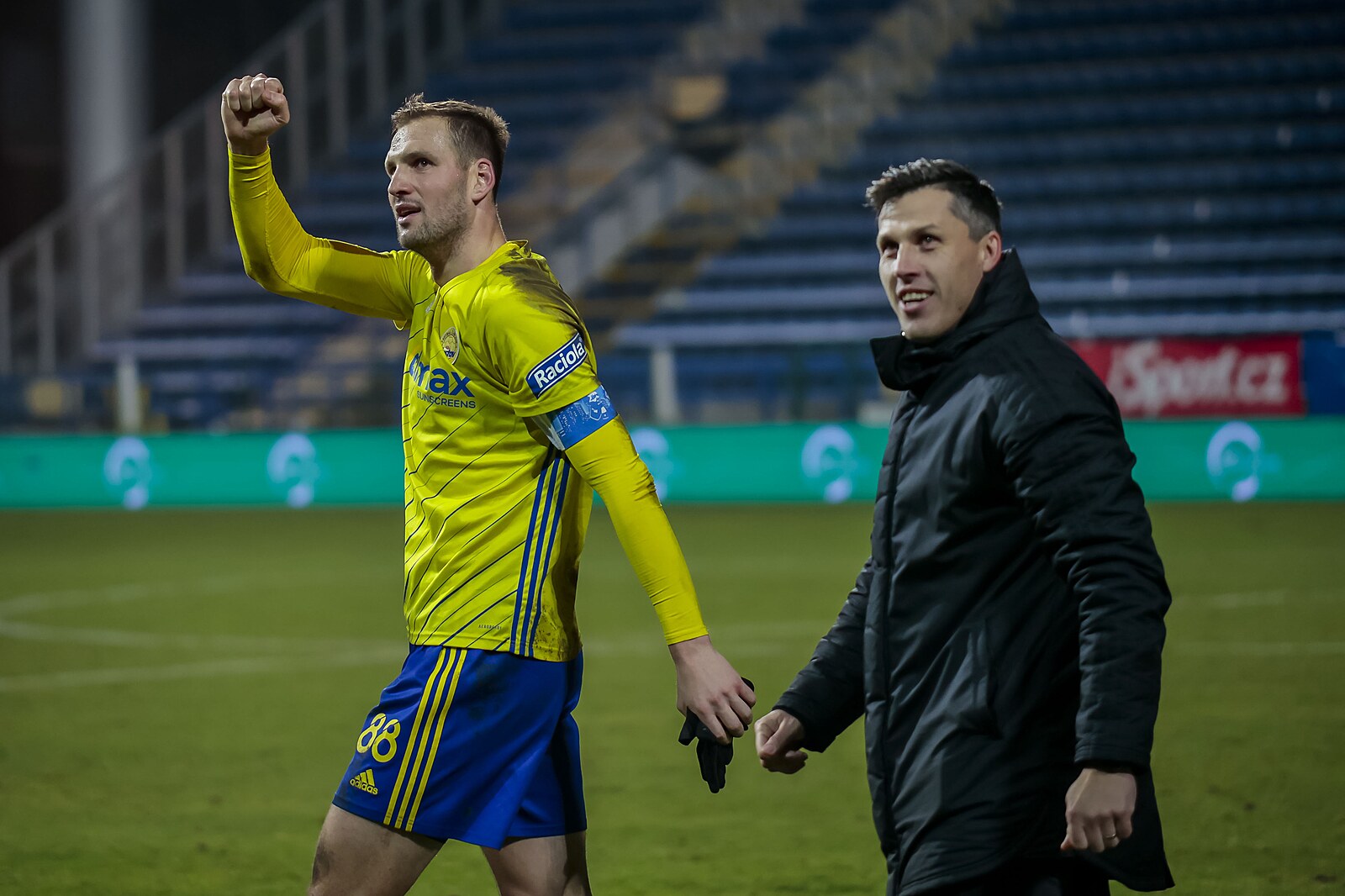 Fotbal je droga. Kdyby to šlo, hrál bych i 50 let! říká zlínský Poznar ...
