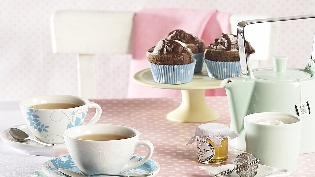 Čokoládové muffiny s polevou – Recepty iDNES.cz