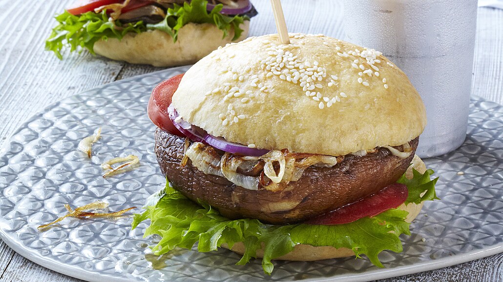 Vegeburger s žampiony – Recepty iDNES.cz