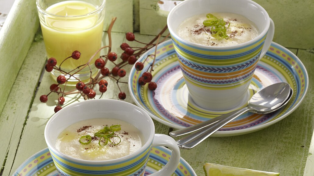 Horký nápoj s vaječným likérem – Recepty iDNES.cz