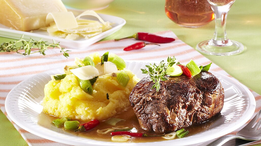 Biftek s polentou – Recepty iDNES.cz