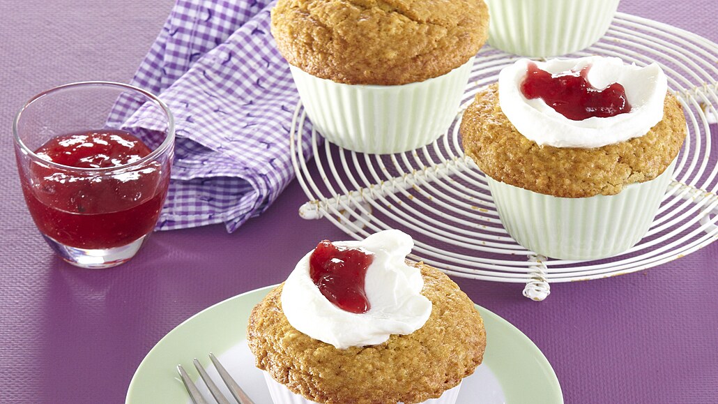 Muffiny z ovesných vloček a podmáslí – Recepty iDNES.cz