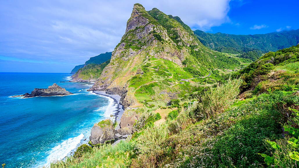 Výlet na slunné ostrovy Madeira pro dva. Vyhrajte letenky s iDNES ...