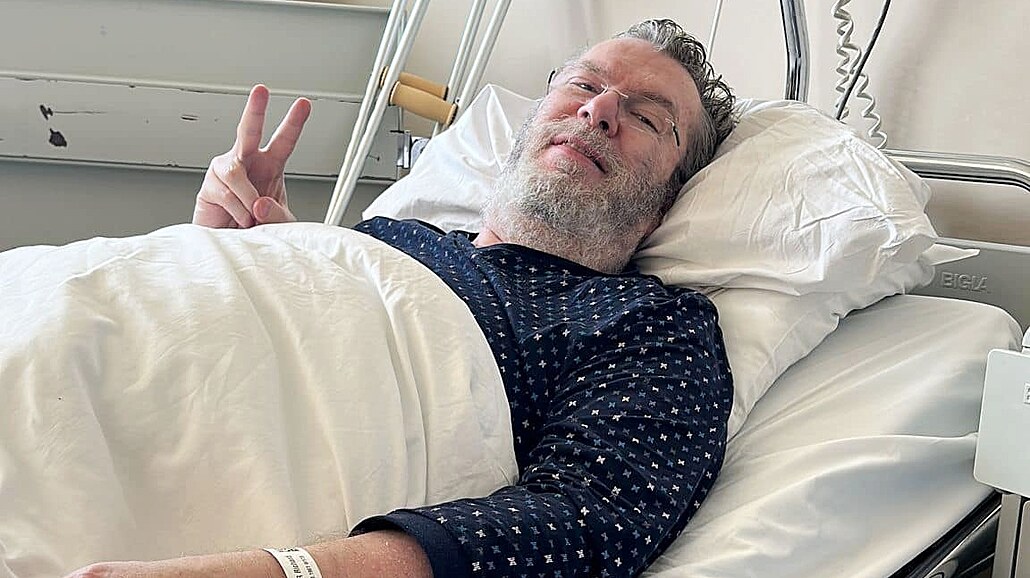 Richard Müller skončil v nemocnici, je po operaci nohy - iDNES.cz