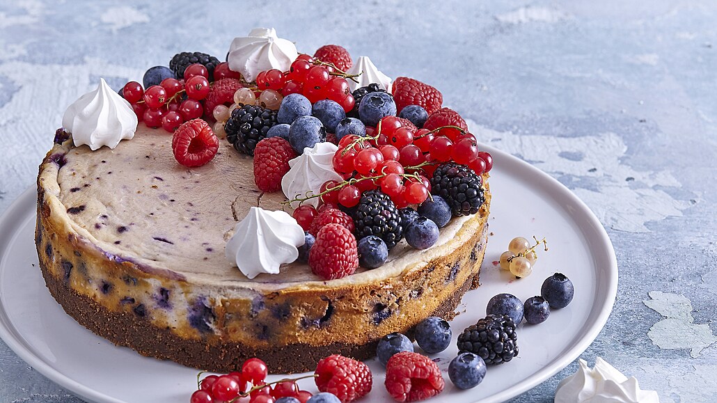Letní borůvkový cheesecake – Recepty iDNES.cz