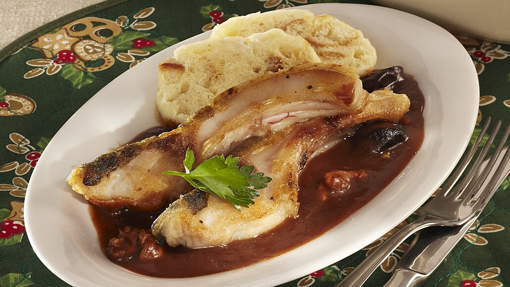 Kapr na černo – Recepty iDNES.cz