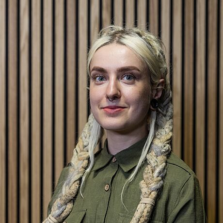 Lžou a dělají ze mě totalitářku, říká „komunistická Pirátka“ Michailidu ...