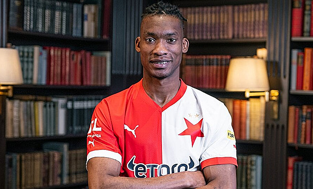 Slavia potvrdila: útočník Tijani se upsal na pět let, do Ostravy míří ...