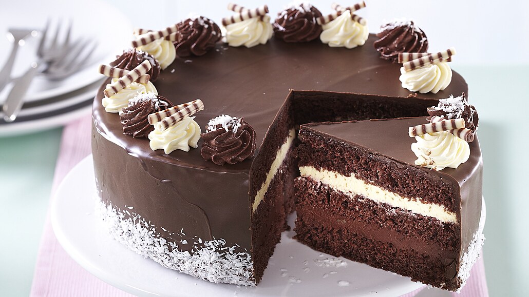 Plněný čokoládový dort – Recepty iDNES.cz