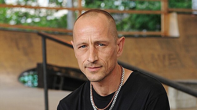 Matěj Homola z kapely Wohnout se oženil - iDNES.cz