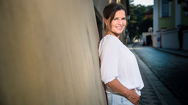 Olga Šípková o manželovi: Vedle něj můžu být ženou - iDNES.cz