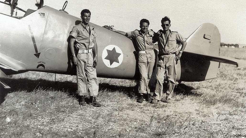 První vzdušná vítězství izraelského letectva vybojoval Modi Alon na ...