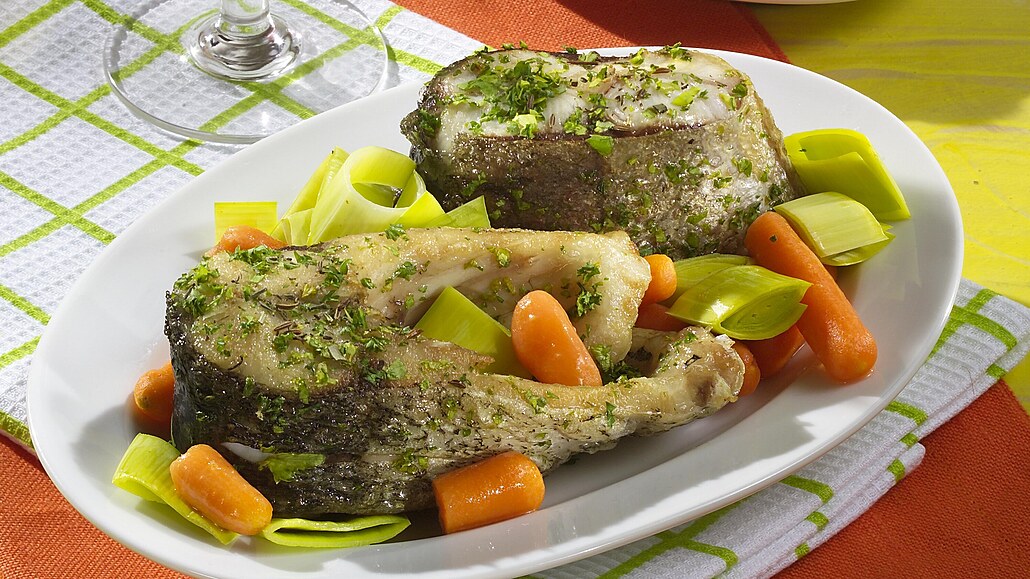Ryba na zelených bylinkách – Recepty iDNES.cz