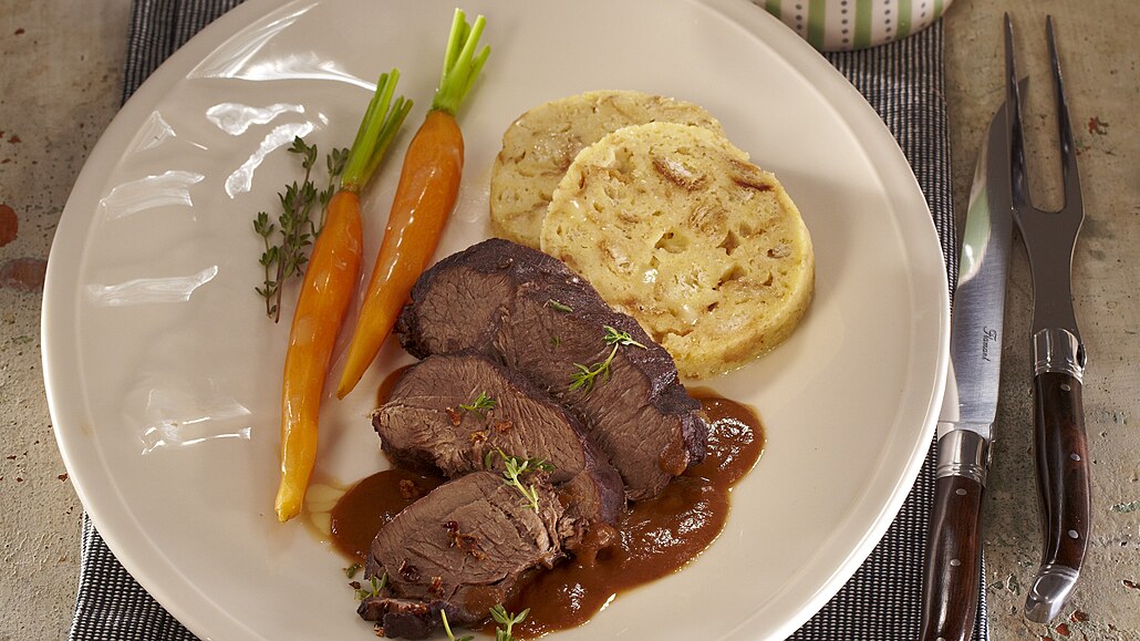 Kanec se šípkovou omáčkou – Recepty iDNES.cz