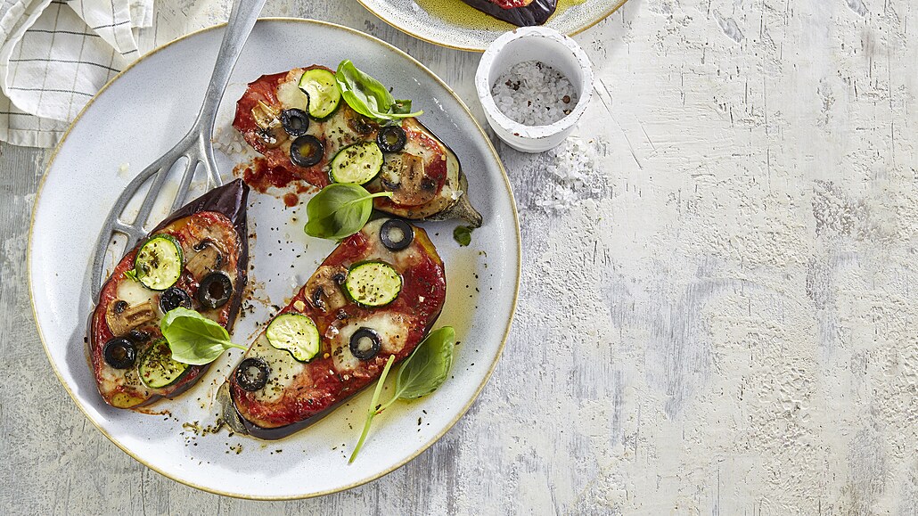 Letní lilková pizza – Recepty iDNES.cz