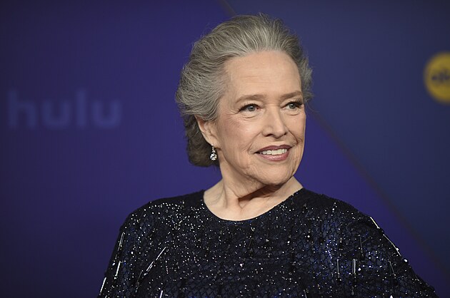 Kathy Batesová zhubla 45 kilo. Stydím se za to, jak jsem vypadala, říká ...
