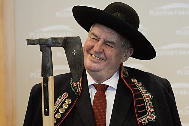 Zeman chystá velkolepou oslavu svého jubilea. Přijet mají Fico, Orbán i ...