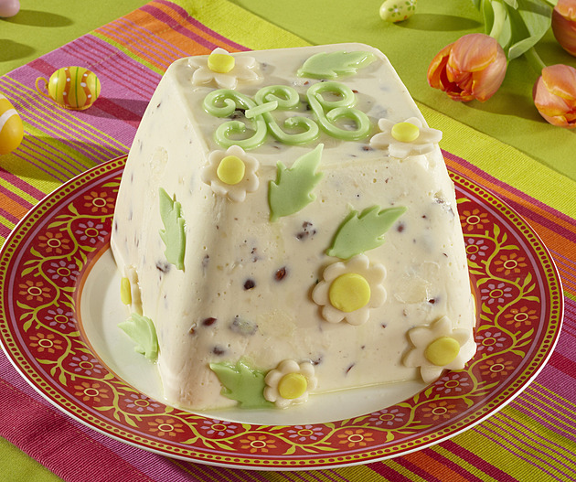 Fotogalerie: Pascha s bílými kytičkami