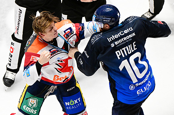 Pardubický mladík Lichtag o bitce: Pitule tam jezdil jak blázen, tak ...