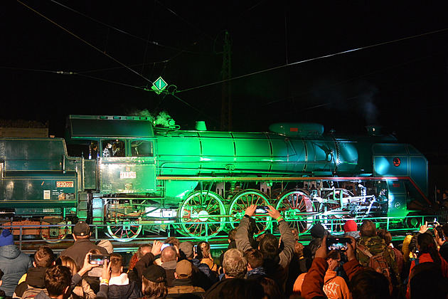 Den železnice v České Třebové pokořil dva rekordy, magnetem byla noční ...