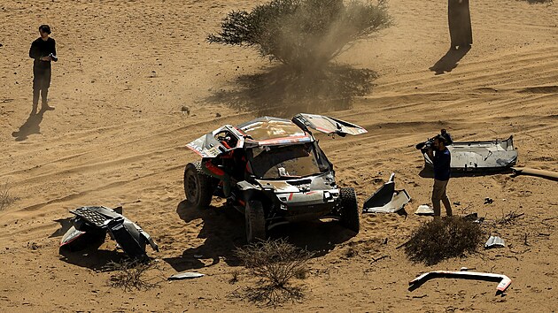 Výsledky Dakar 2025: 3. etapu ovládl Loprais, celkově dál vede Macík - iDNES.cz