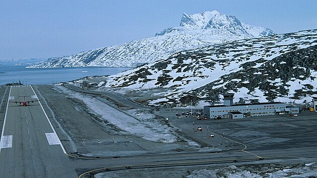 Grónsko slavnostně otevírá přestavěné letiště. V Nuuku přistál první ...