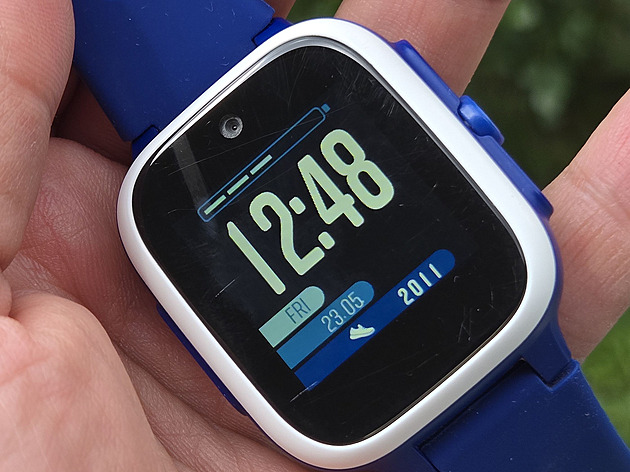 Chytré dětské hodinky – test Lamax WatchY4 Play - iDNES.cz