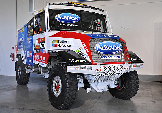 Tým Buggyra představil nový kamion pro Dakar - iDNES.cz