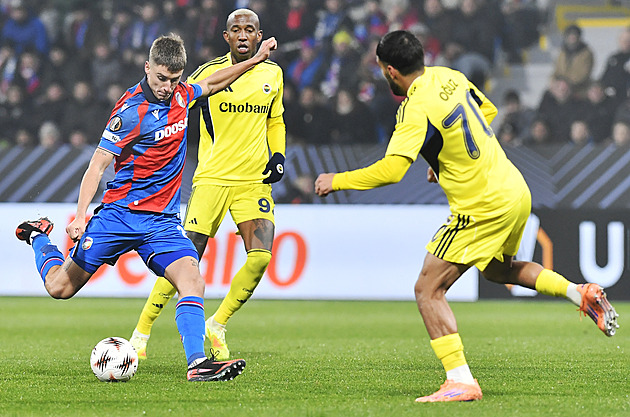 Plzeňský obránce Paluska po Fenerbahce: Zasloužená remíza - iDNES.cz