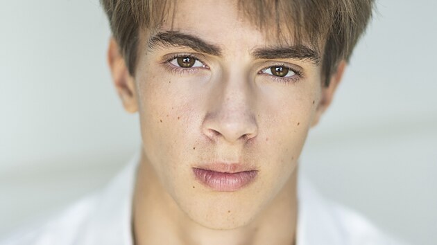 Sebastian Pöthe: Vývoj děje seriálu Bratři a sestry neprozradím - iDNES.cz