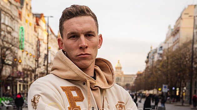 Lukáš Provod představil módní koleci, má pomoci dětem - iDNES.cz