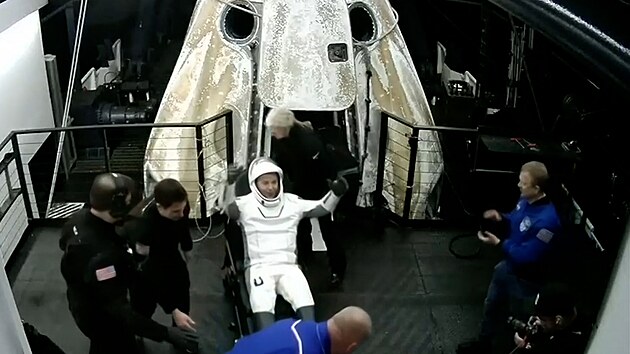 NASA vůbec poprvé evakuovala posádku z ISS kvůli zdraví astronauta ...