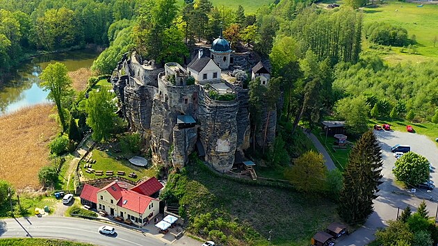 Lužické hory: Jarní výlet na hrad Sloup v Čechách - iDNES.cz