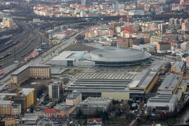 Sazka dluží i operátorům. O2 a T-Mobile marně vymáhají čtvrt miliardy ...