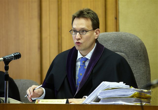 Soudce Šott podal v kauze Bárty a Škárky stížnost | Domov | Lidovky.cz Soudce Šott podal v kauze Bárty a Škárky stížnost | Domov | Lidovky.cz