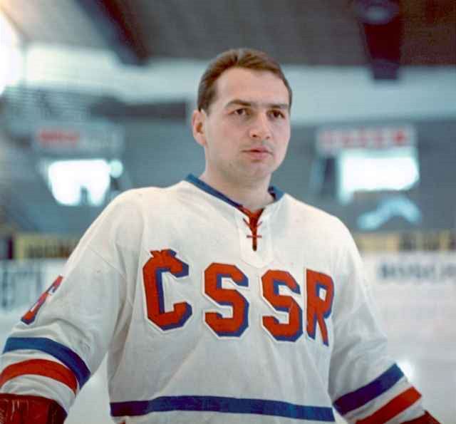 First NHL player from behind Iron Curtain dies in plane crash | Téma ...