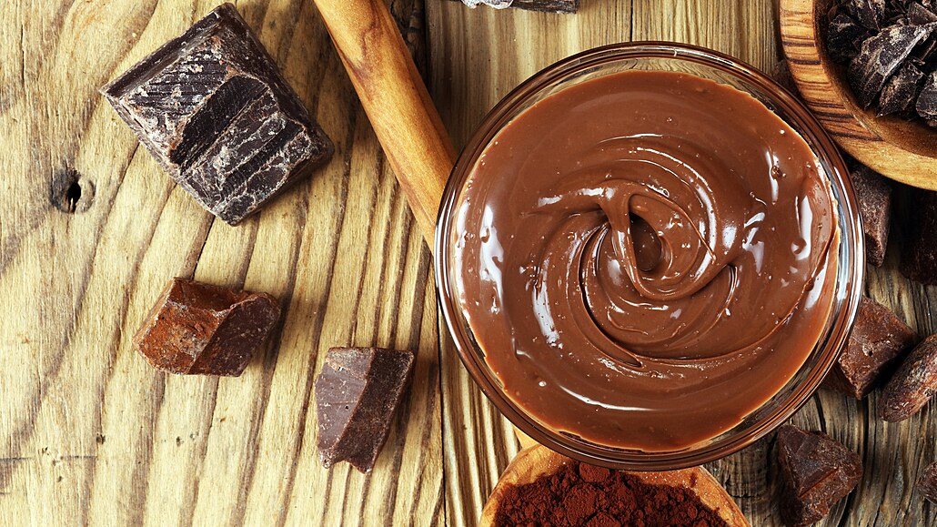 Čokoládová ganáž. Jak připravit dobrotu, kterou hravě slepíte cukroví ...