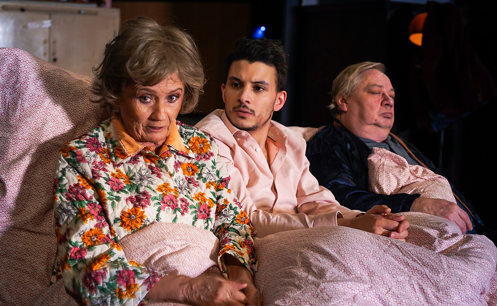 Venuše v kožichu plná dialogů o sexuální závislosti a jiné perličky. Co ...