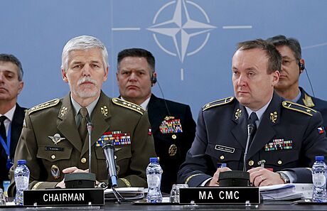 Potvrzeno, na Hradě budou dva generálové, s Pavlem přichází Hasala ...