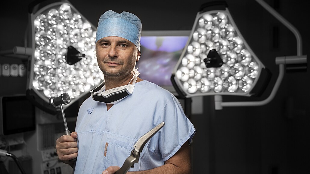 Jak na bolavá kolena? Primář ortopedie Sinkule radí, na co si dát pozor ...