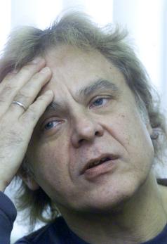 Zemřel zpěvák Richard Kybic - iDNES.cz