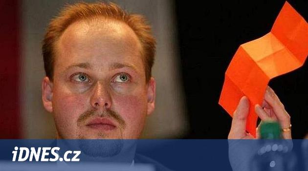 Vypadal, že mu chce jen něco říct, popisuje Tejc Sobotkovo napadení ...