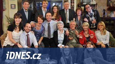 RECENZE: Filmová Rodinka je spíš jako upoutávka na seriál, ale herci ...