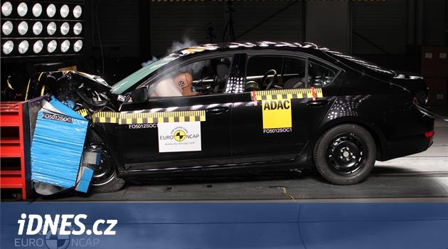 Nová octavia exceluje v crash testech. I díky vystřelovací kapotě ...