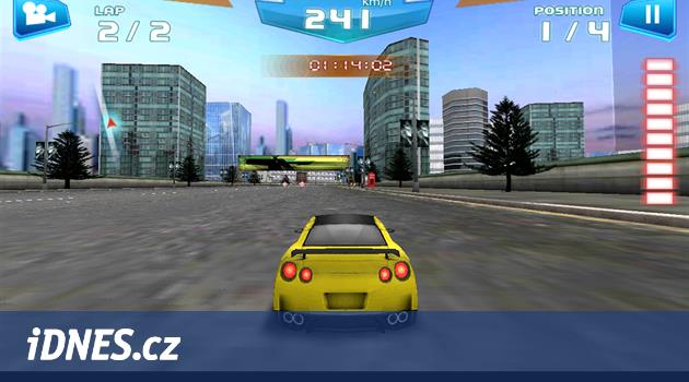 Závody Fast Racing 3D pobaví a jsou zdarma, ale potřebují dopilovat ...