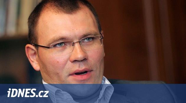 Místopředsedou Sněmovny je muž kompromisu, který se do funkce promlčel ...