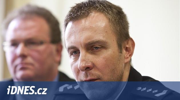 Exšéf dozorců Dohnal vyhrál soud, vrací se zpět do čela Vězeňské služby ...