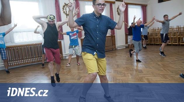 Slovácký verbuňk na vlastní kůži: hodina nestačí, chce to roky dřiny ...