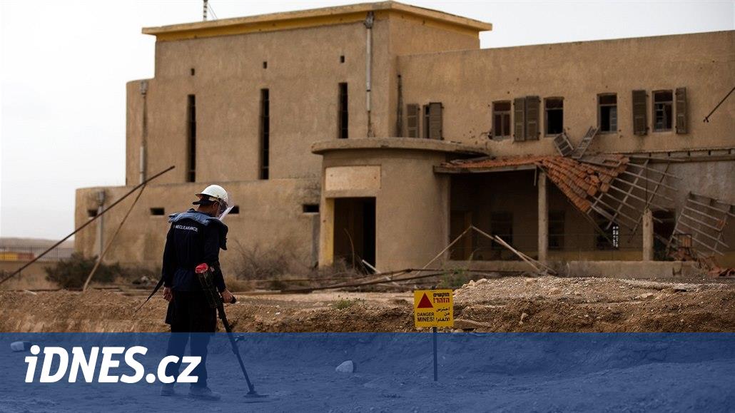 Přejdi Jordán, ale pozor na miny. Místo Kristova křtu je jimi zamořeno ...