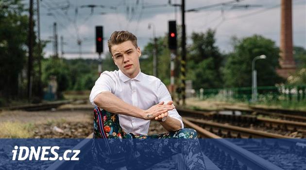 Mikolas Josef: Bavilo by mě navrhovat boty a dělat slivovici - iDNES.cz